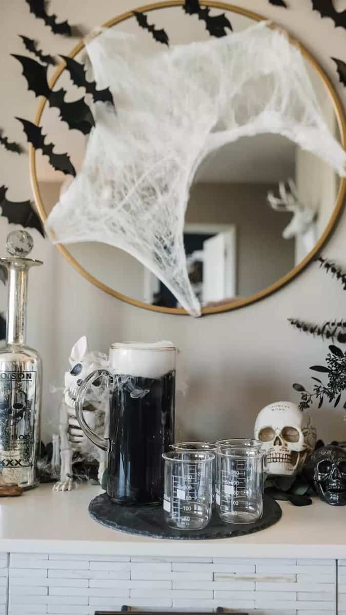 Halloween Decor Ideas for Small Apartment