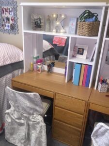 Dorm Room Desk Essentials You Will Actually Use