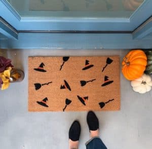 15 Fall Door Mats You'd Love to Have This Year