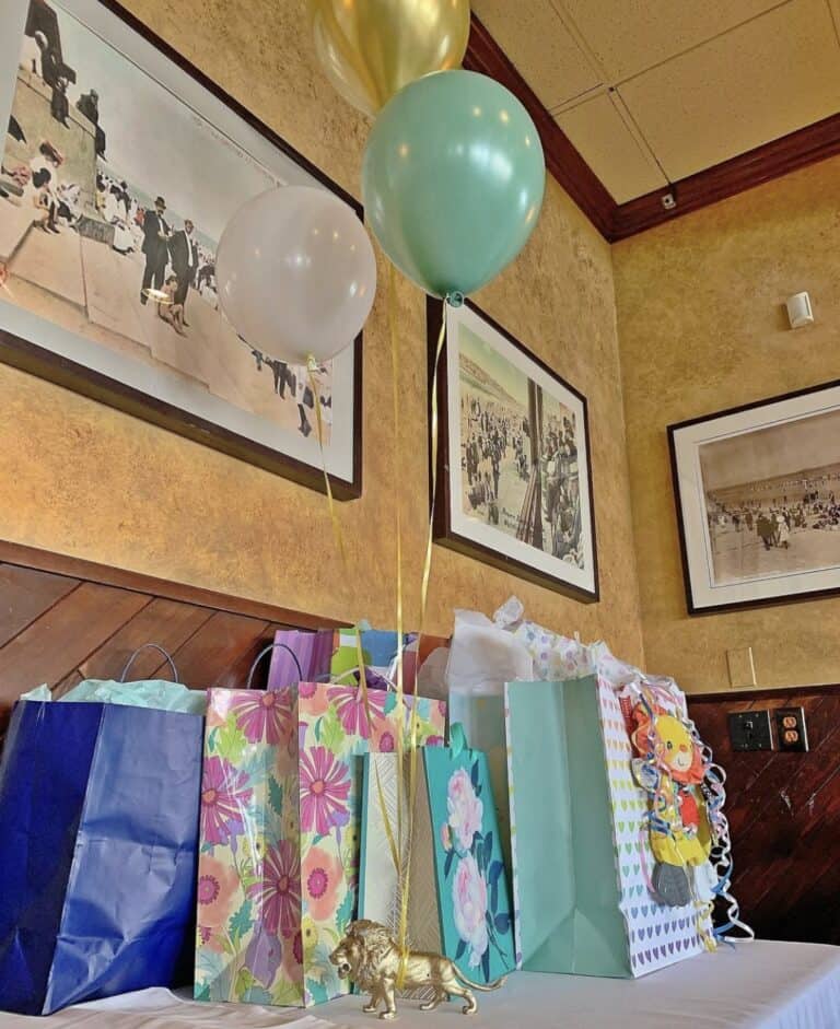 20 DIY Balloon Weights Ideas That Will Make an Impression