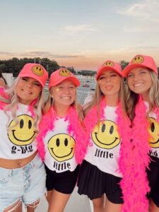 13 Genius Big Little Reveal Ideas for 2025