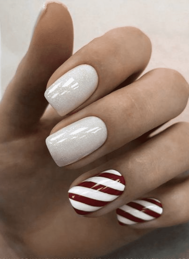 26 Christmas Short Nails to Copy This Year