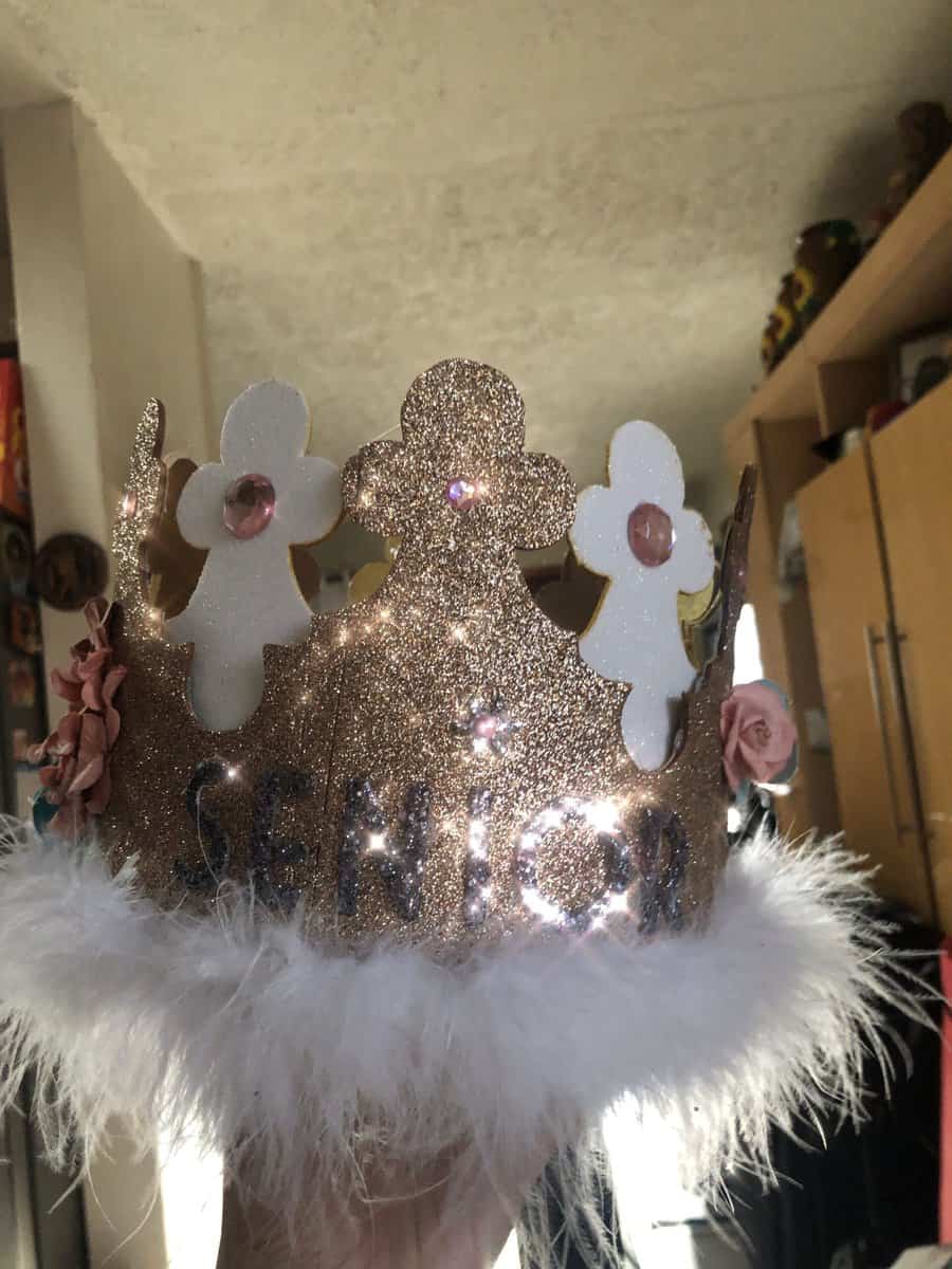 21 Senior Crown Ideas to Be the Center of Attention