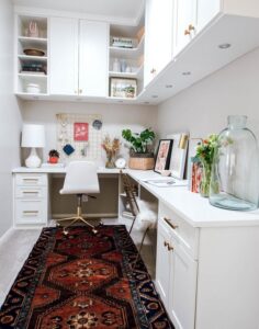 How to Decorate an Office That Has No Windows: Tips and Tricks for ...