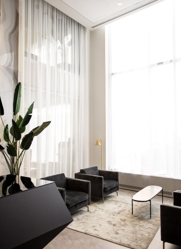 25 Fall Tray Decor Ideas That'll Make Your Home Insta-Worthy