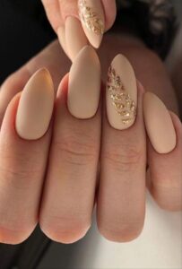30+ Spring Nail Ideas to Copy: Fresh Spring Nail Designs to Brighten ...