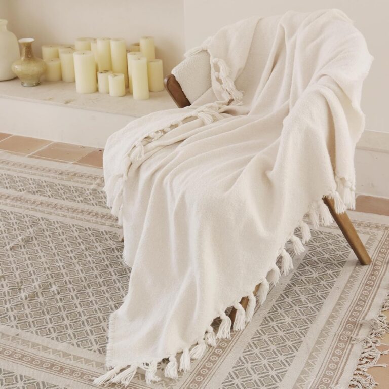 20 Farmhouse Home Decor Ideas: Transform Your Space Into a Rustic Haven!