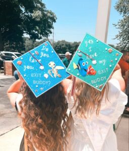 26 Graduation Cap Ideas - Stand Out with These Hilarious Toppers!