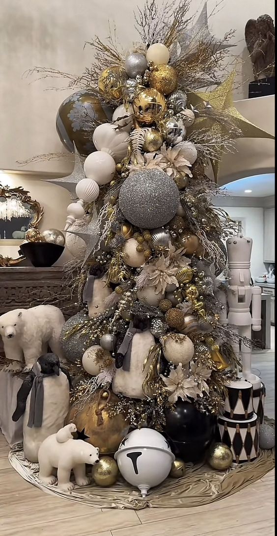 31 Christmas Tree Decorating Ideas in 2025: Nailing the Festive Fiasco