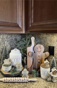 25+ Christmas Kitchen Decor Ideas That'll Make Santa Jealous