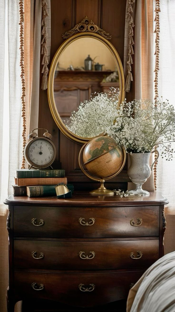 30 Old Money Home Decor Ideas: Fancy-Schmancy on a Shoestring Budget