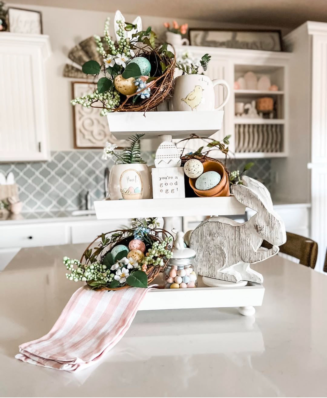 23 Spring Tiered Tray Ideas: Fresh and Fun Decor Tips