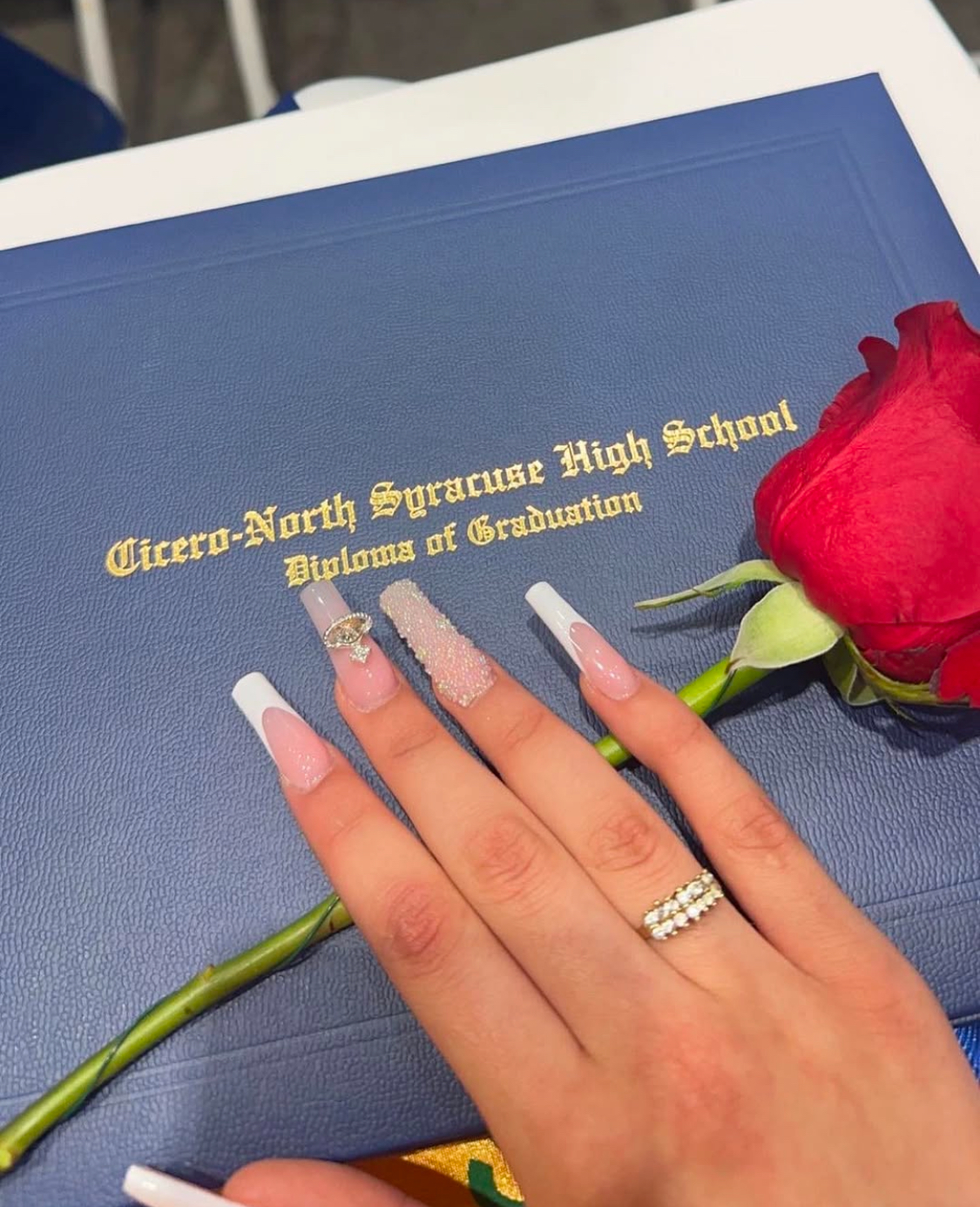 28 Graduation Nail Ideas to Celebrate Your Big Day