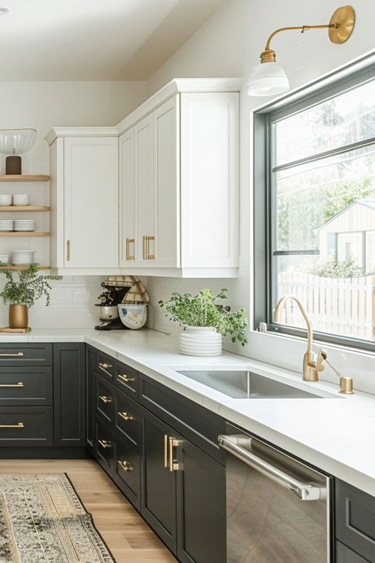 20 Two Tone Kitchen Cabinet Ideas to Transform Your Culinary Space