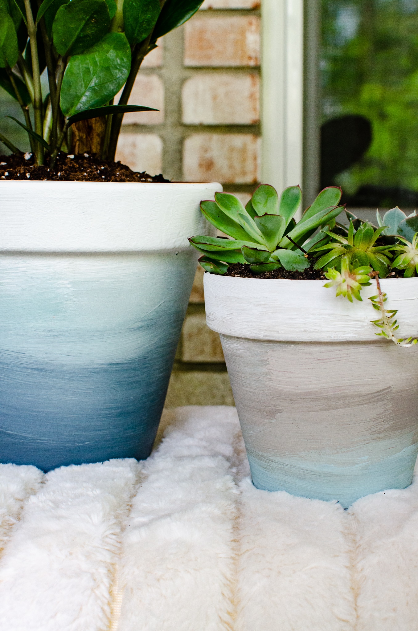 15 DIY Hand‑painted Terra Cotta Pot Ideas to Brighten Up Your Space