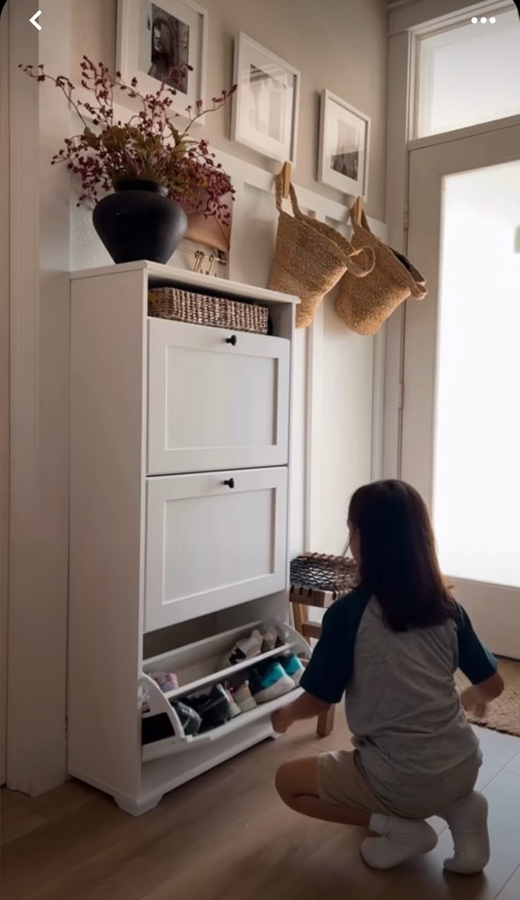 25 Entryway Ideas to Copy for a Stylish First Impression