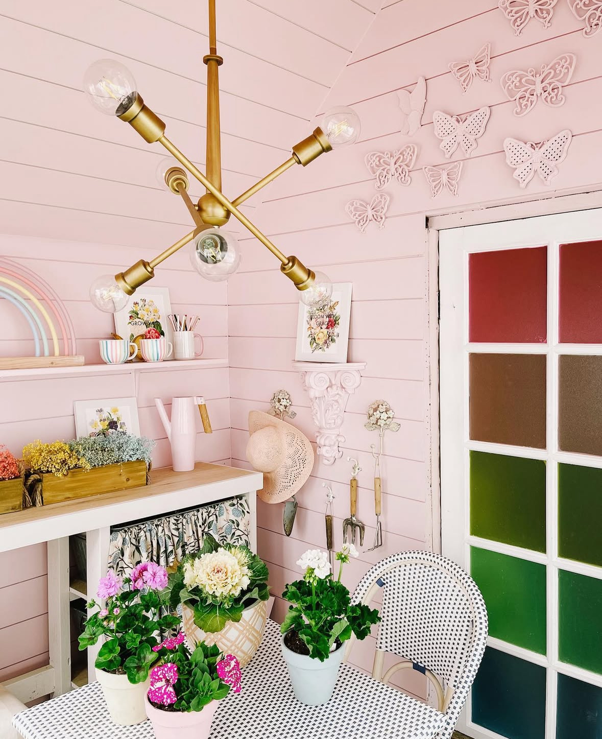 25 She Shed Decor Ideas to Make Your Backyard Retreat Shine