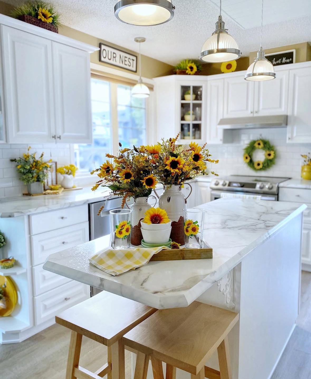 23+ Kitchen Island Decor Ideas to Elevate Your Cooking Space