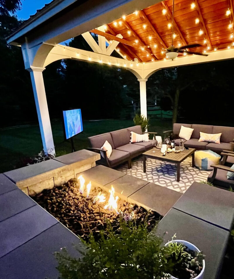 19 Cozy & Stylish Fire Pit Ideas to Transform Your Backyard