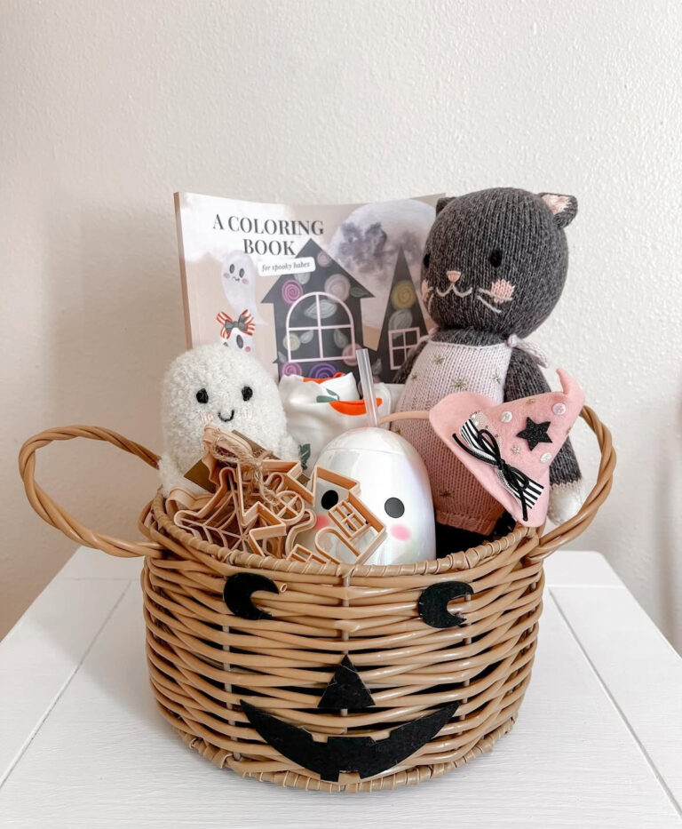 24 Cute Boo Basket Ideas To Delight Everyone On Your List This Halloween