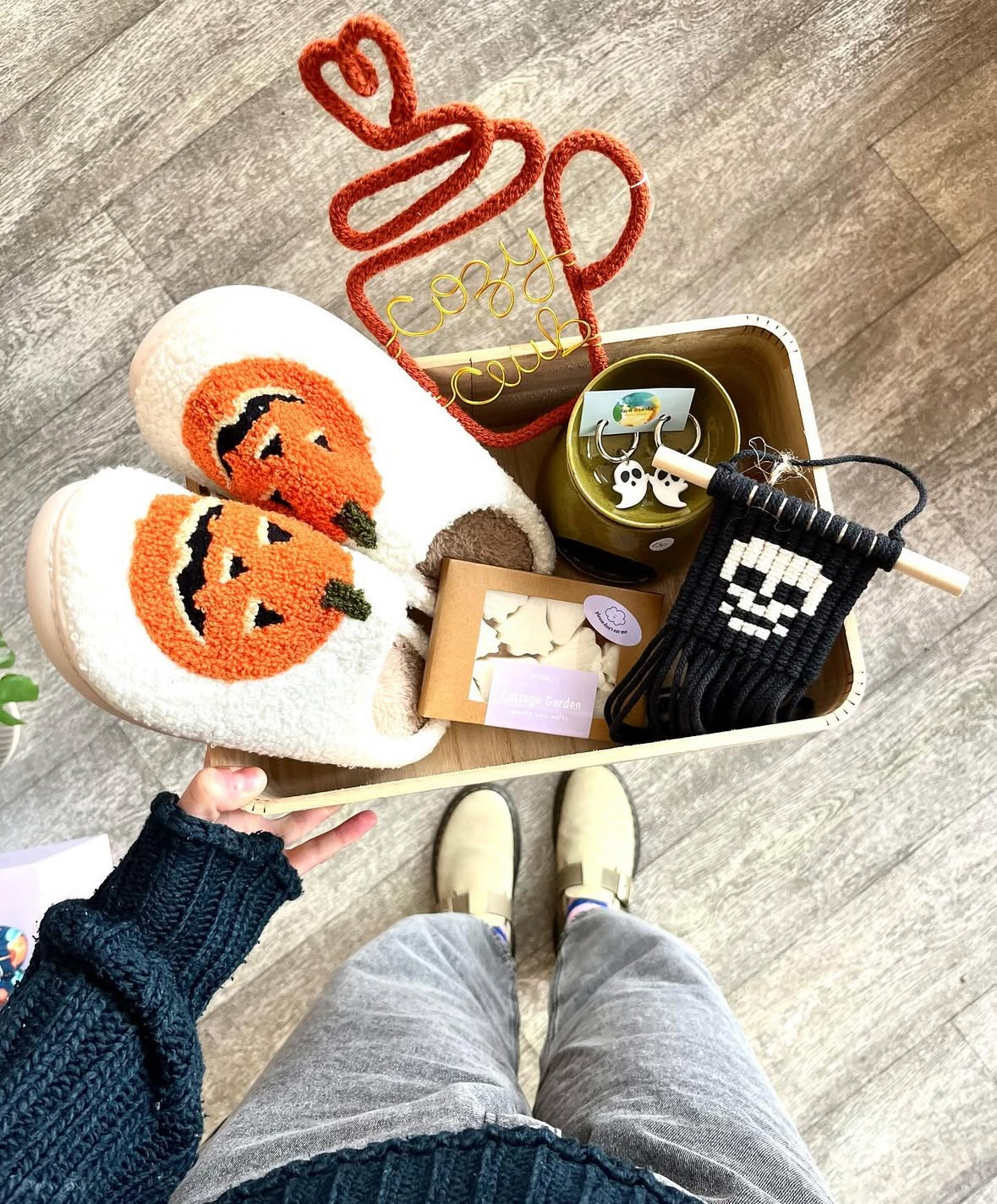 24 Cute Boo Basket Ideas To Delight Everyone On Your List This Halloween