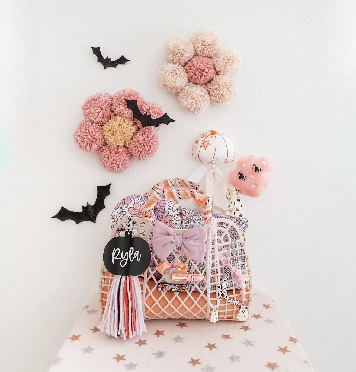 24 Cute Boo Basket Ideas To Delight Everyone On Your List This Halloween