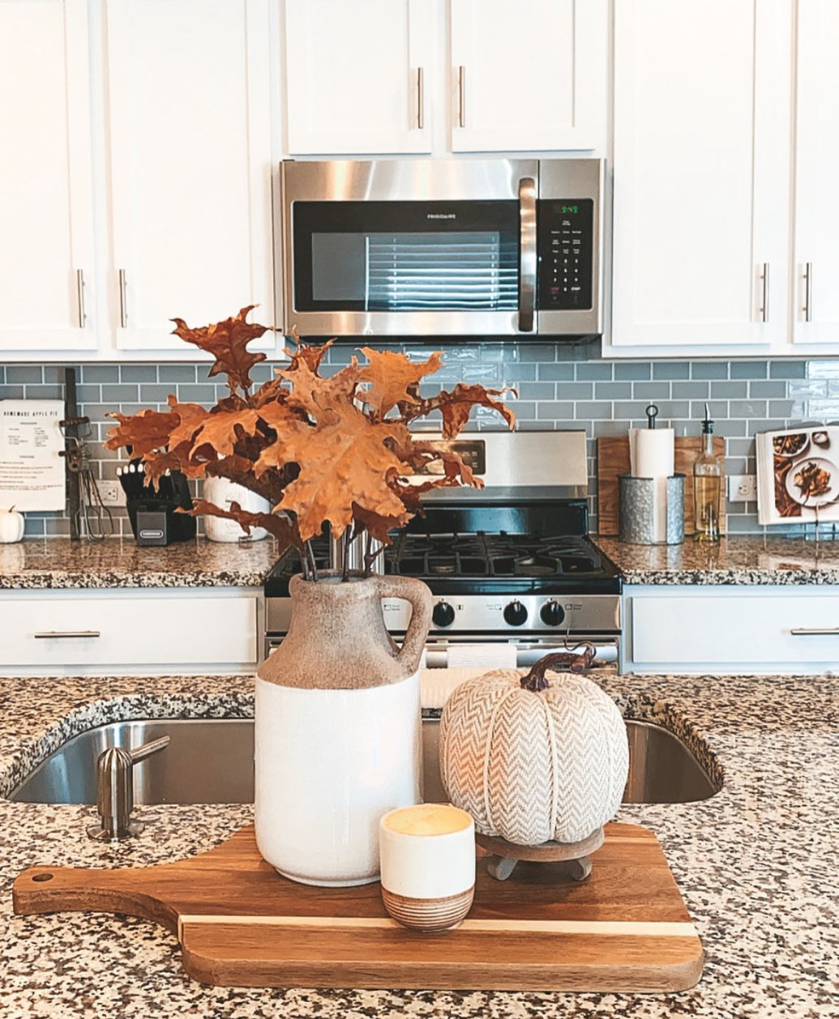 27 Simple + Stylish Fall Kitchen Decor Ideas