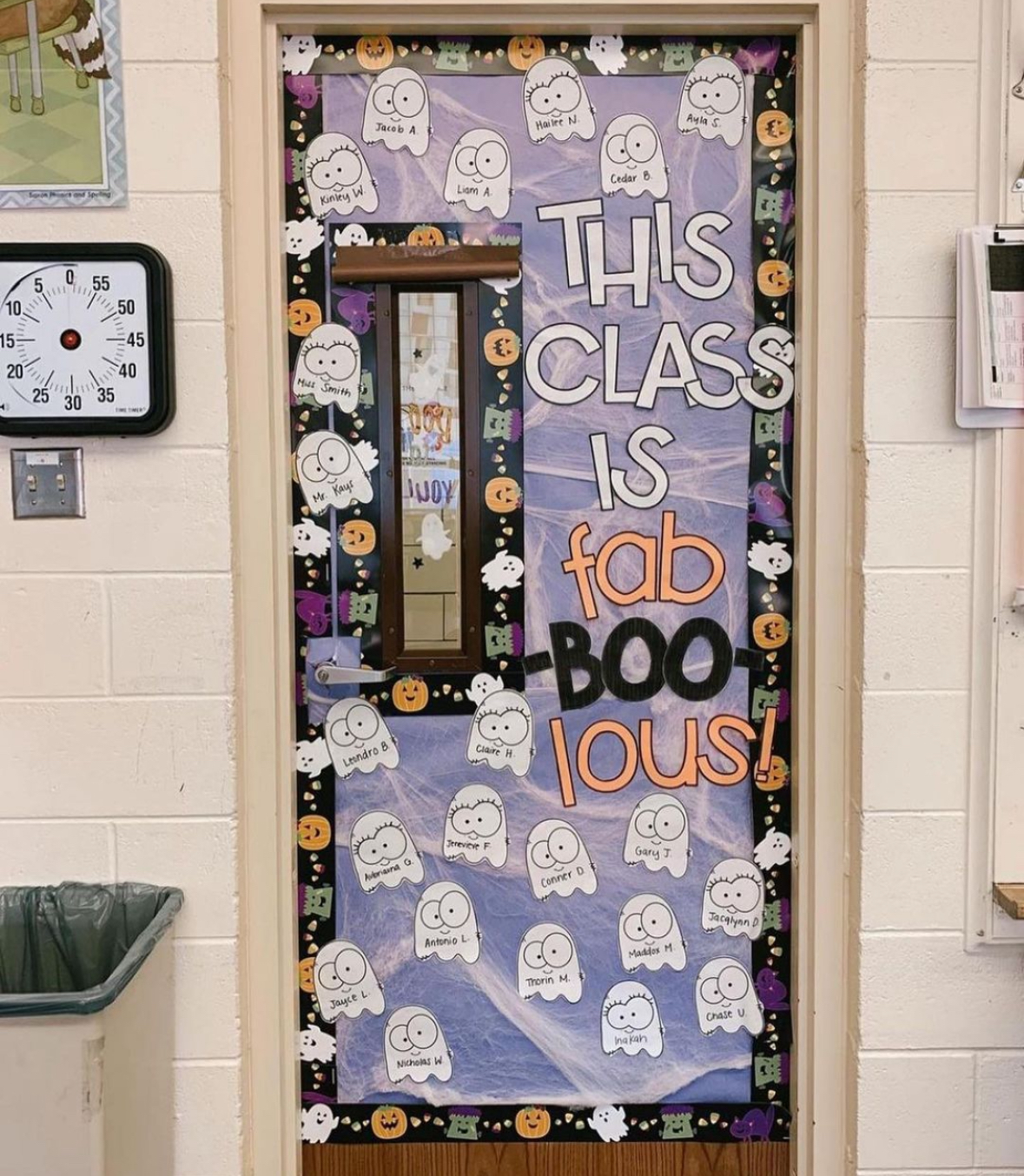 20+ Halloween Door Decor Ideas That Turn Your Entry Into October Theater