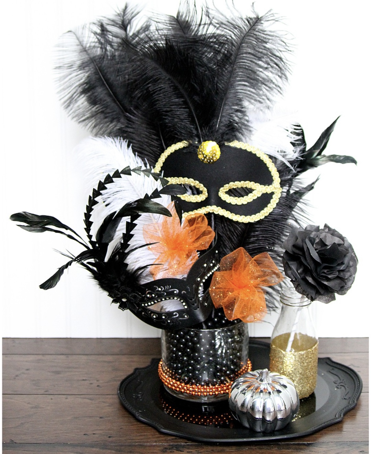 15 DIY Halloween Centerpieces: Cute, Creepy, and Totally Doable