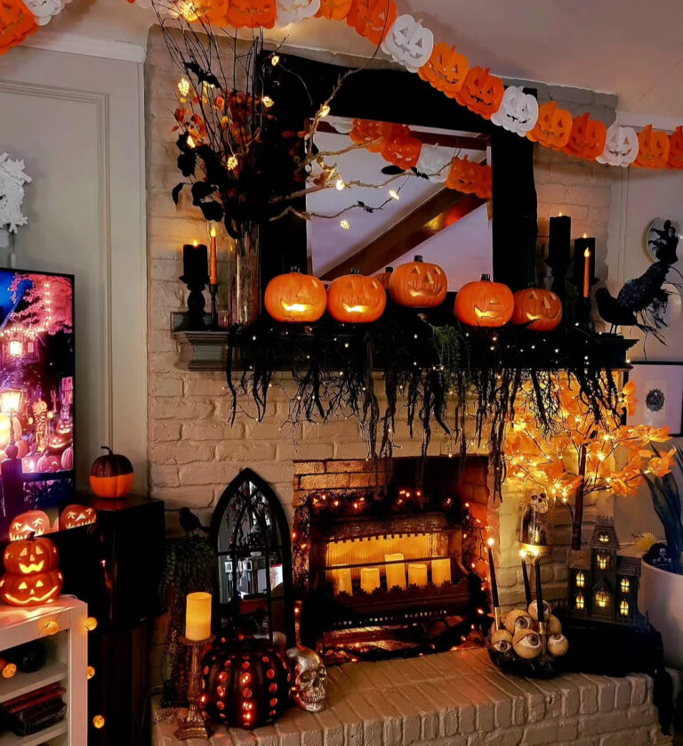 Effortless 27 Halloween Living Room Ideas for Instant Mood