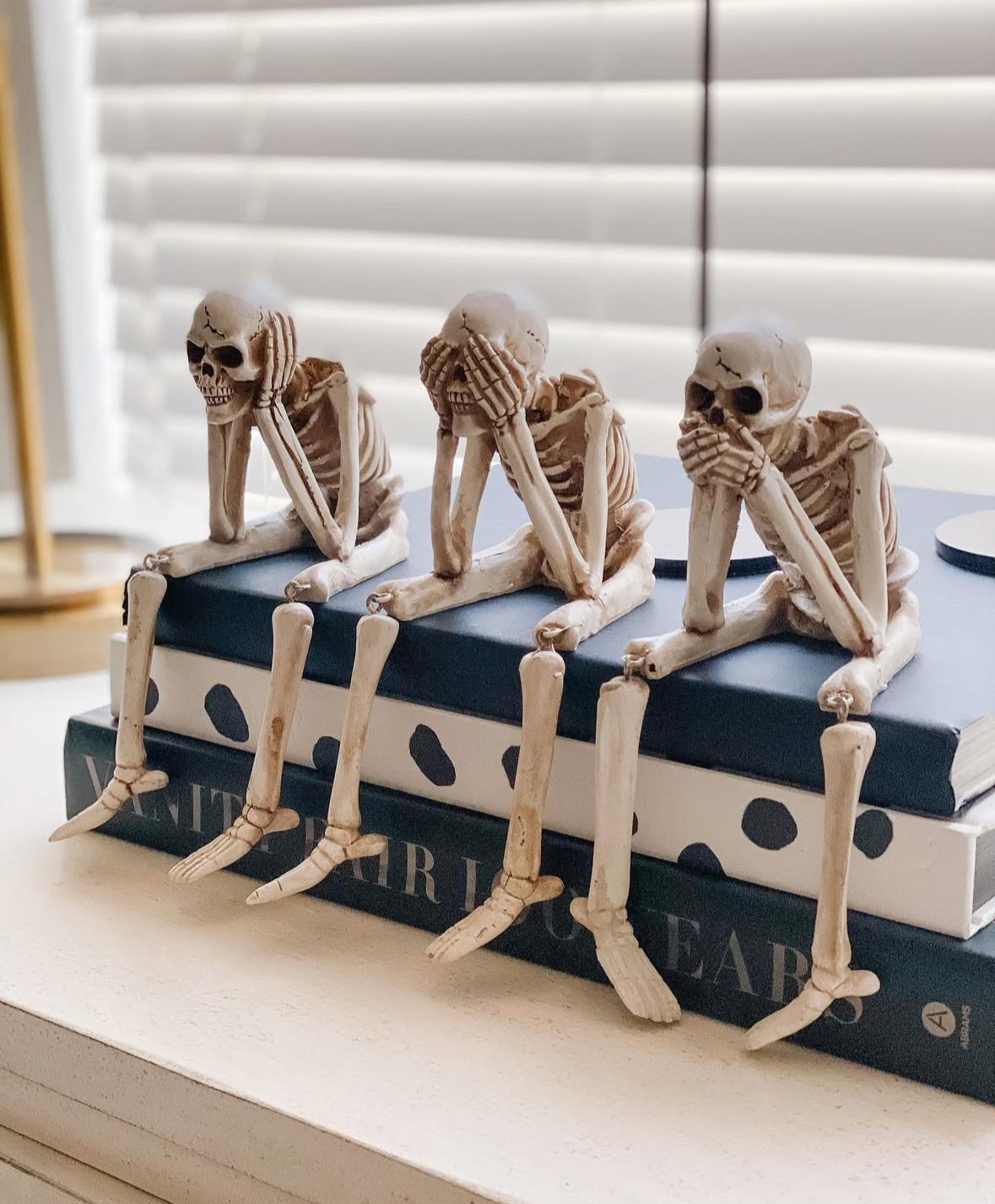 Effortless 27 Halloween Living Room Ideas for Instant Mood