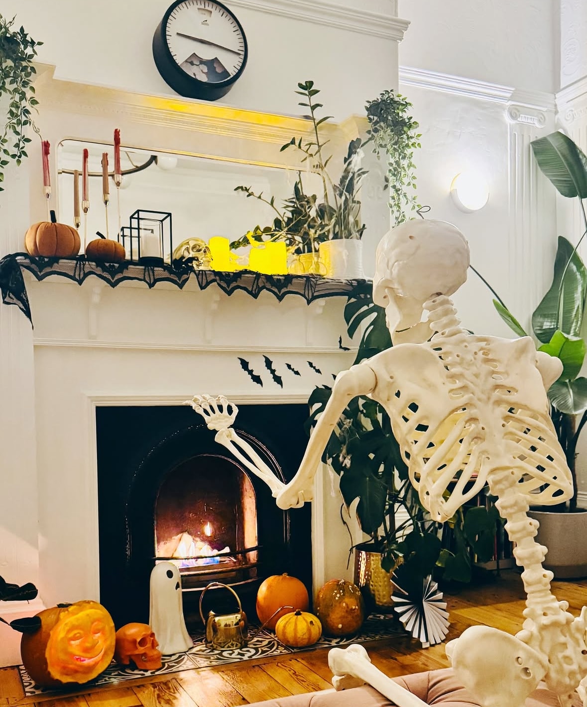 Steal-These 31 Halloween Fireplace Ideas: Chic, Cozy, and a Little Spooky