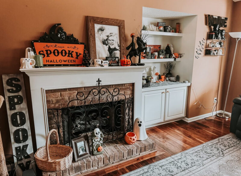 Effortless 27 Halloween Living Room Ideas for Instant Mood