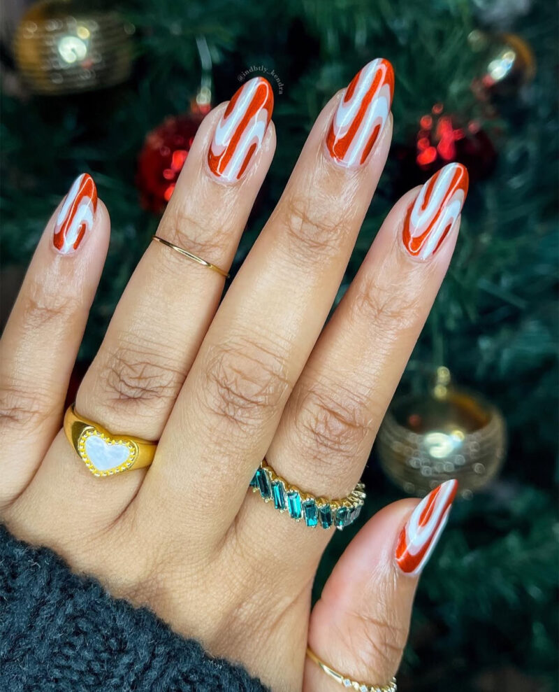 31 Candy Cane Nails You’ll Want All December
