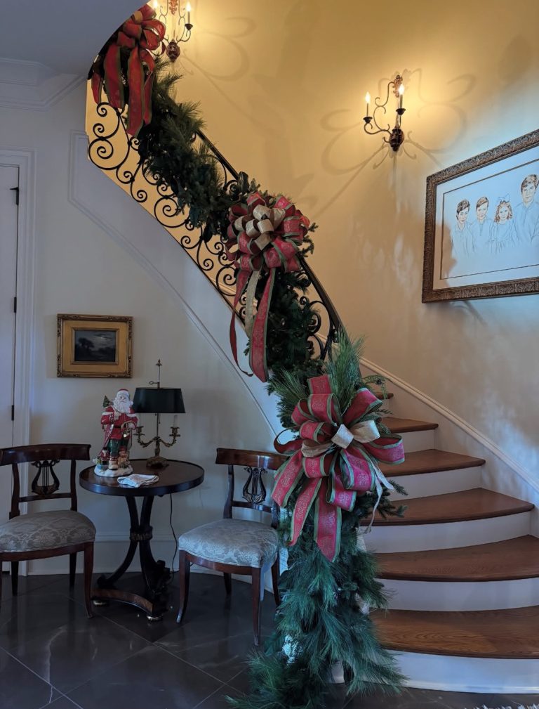 How to Decorate Stairs for Christmas: 28 Easy, Stylish Banister Tips