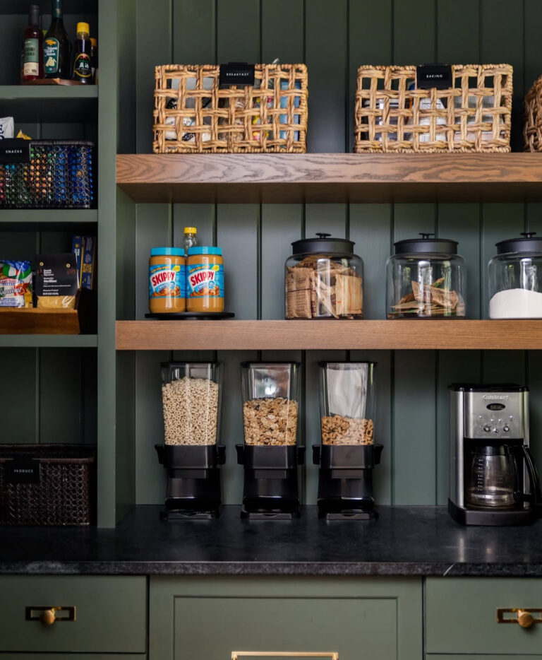 So You Want A Walk In Pantry? Here Are 24 Pretty Practical Versions To Copy